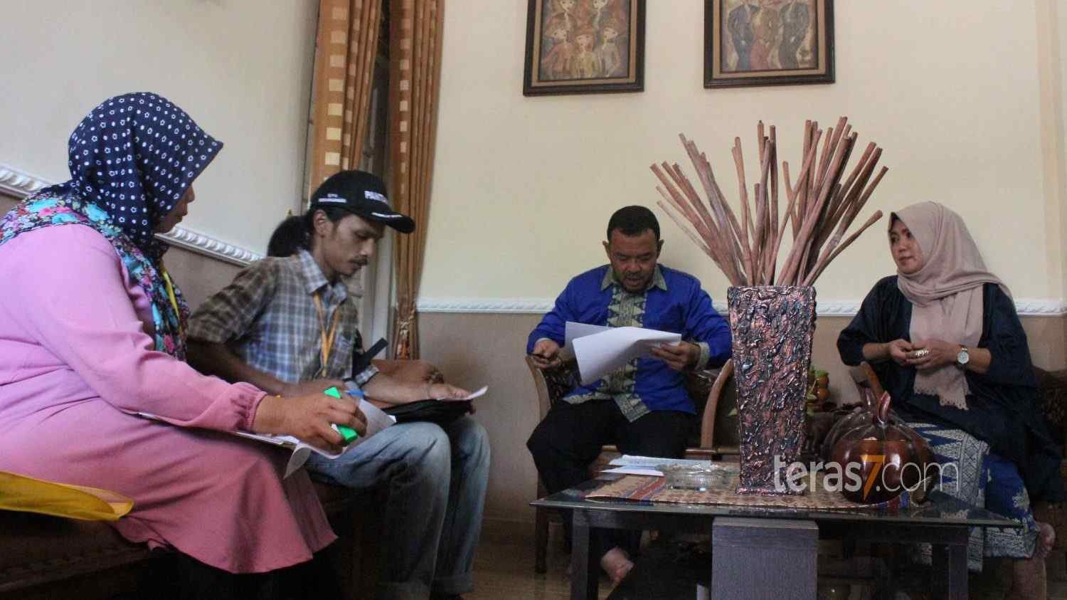 Pantarlih Lakukan Coklit Ke Ketua Bawaslu Kalsel – Teras7.com Pantarlih Lakukan Coklit Ke Ketua Bawaslu Kalsel – Teras7.com
