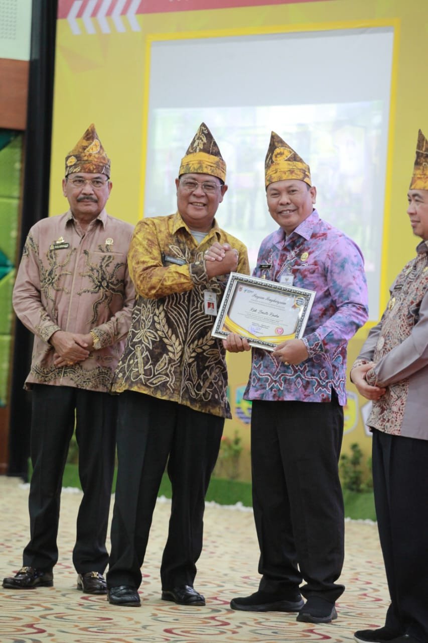 Hadiri Musrenbang Prov Kalsel, Pj Bupati Batola Mujiyat Terima ... Hadiri Musrenbang Prov Kalsel, Pj Bupati Batola Mujiyat Terima ...