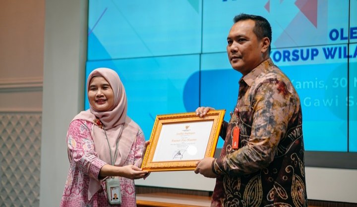 Berhasil Cegah Korupsi, Banjarbaru Raih Penghargaan MCP KPK 2023 ... Berhasil Cegah Korupsi, Banjarbaru Raih Penghargaan MCP KPK 2023 ...