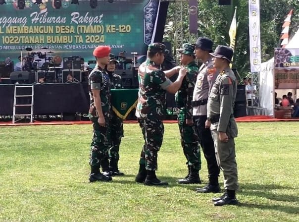 KSAD Jenderal TNI Maruli Simanjuntak Resmi Tutup TMMD ke-120 Kodim/1022 ... KSAD Jenderal TNI Maruli Simanjuntak Resmi Tutup TMMD ke-120 Kodim/1022 ...